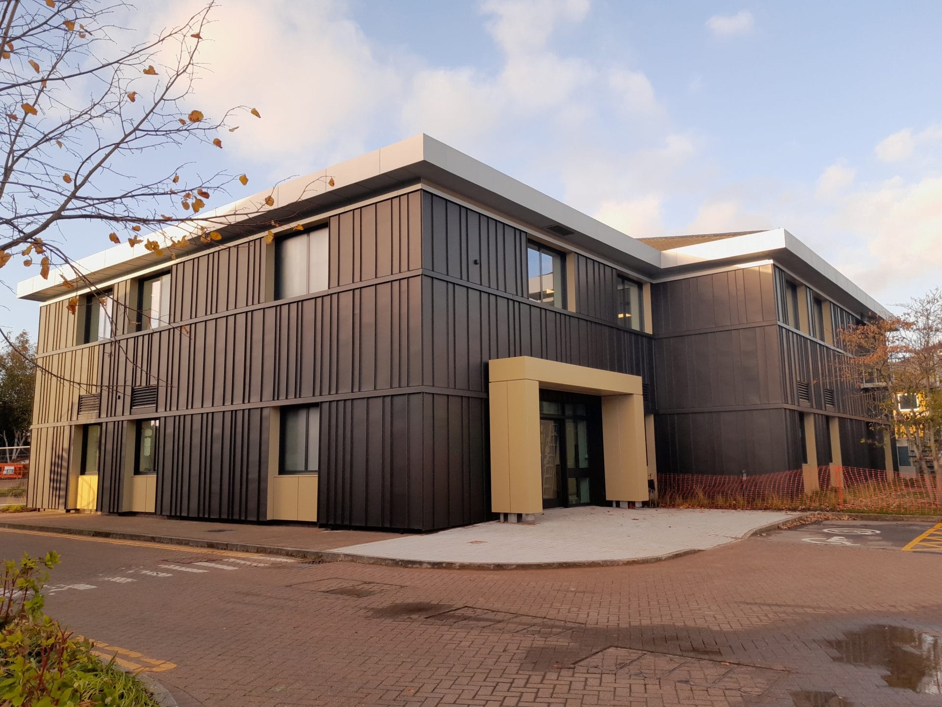 Building 4100 Oxford Business Park - Francis Construction